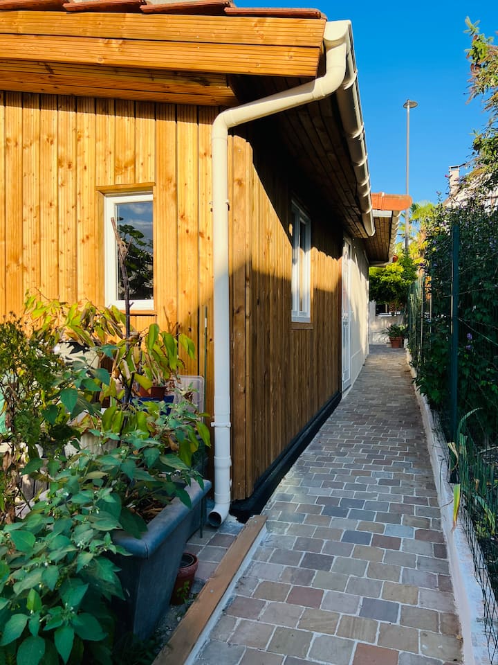 Studio Cosy - ibis budget Rueil Malmaison