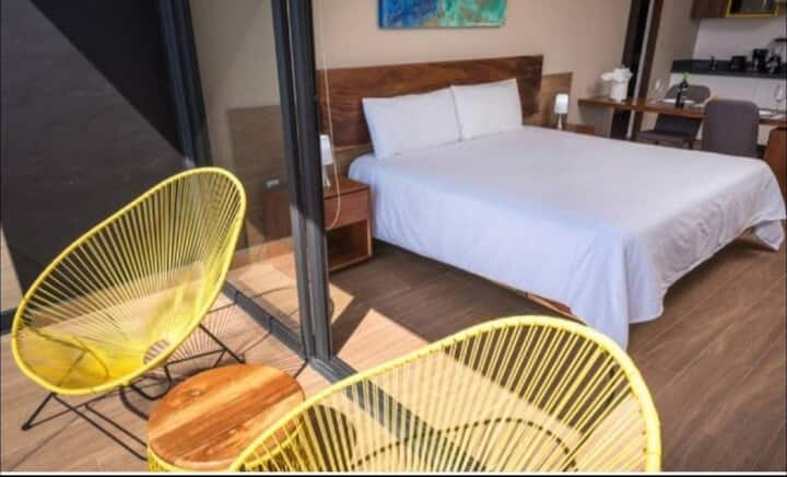 Tatis Yellow Luxury Condo - Playa del Carmen