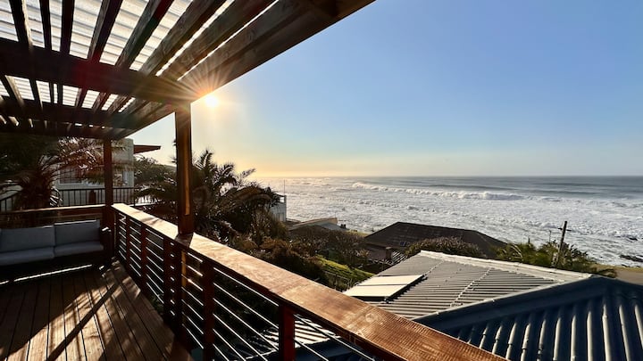 Cliffside Manor - Morgans Bay