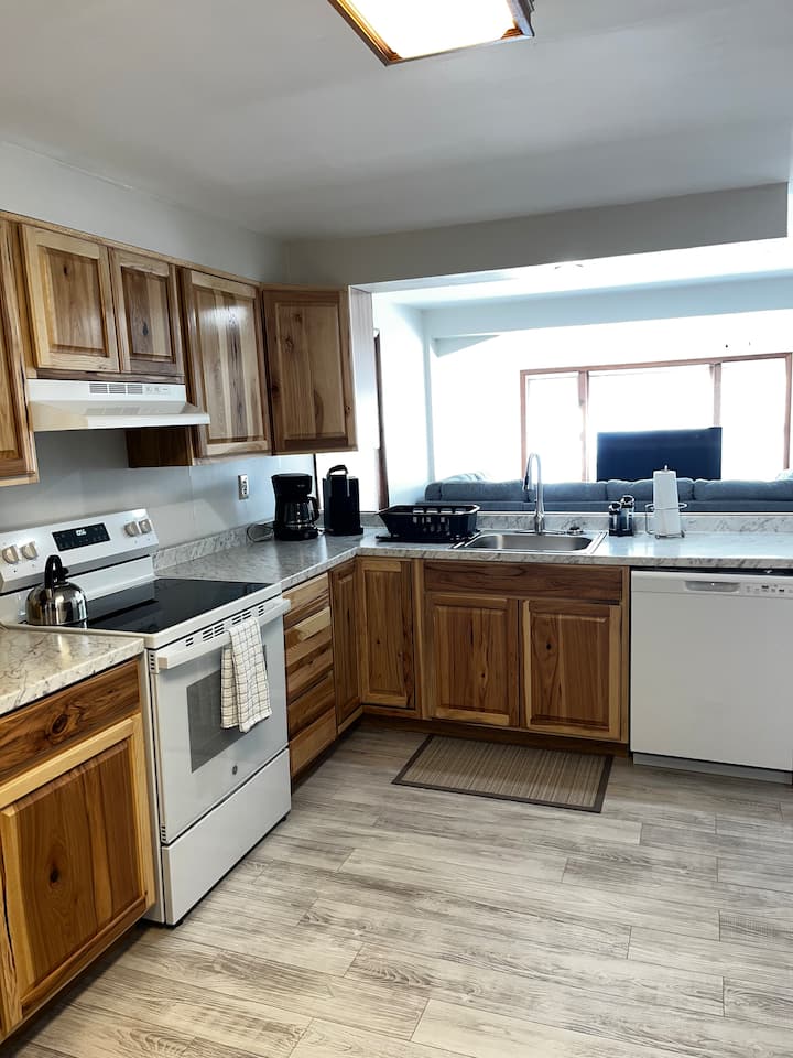 Bear’s Den Apt. 2
Str-0002 - Lake Placid, NY