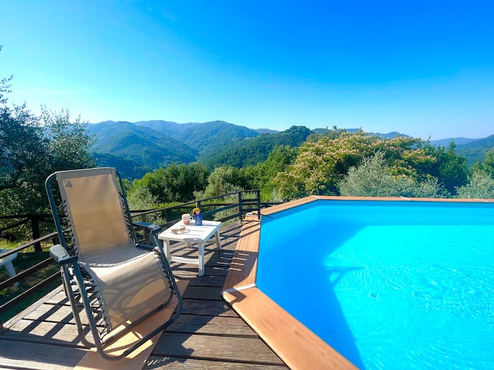 Villa Giuseppe-tuscan Farmhouse-sleeps 8 With Pool - Abetone