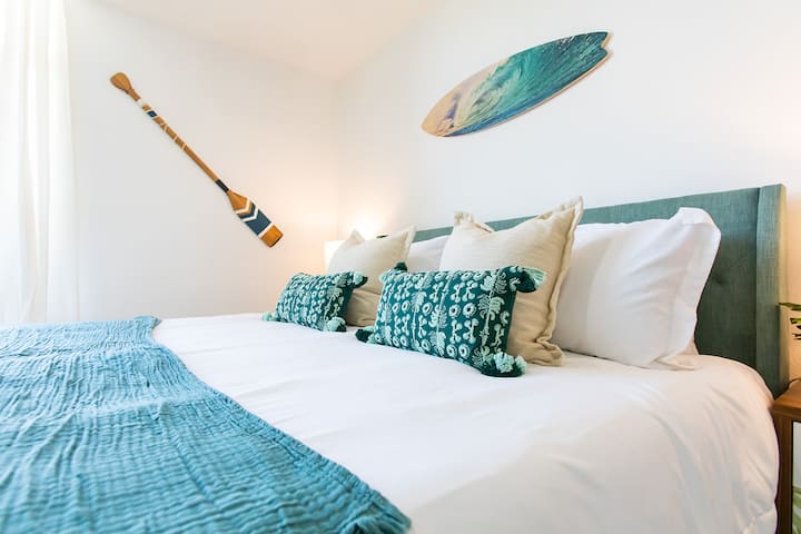 Surf Inspire 6mi Disney 2 Mi Hospitals K Bd W/d - Santa Ana, CA