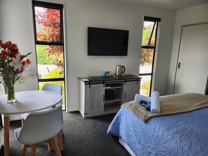 Meg's House, Room 1 - Wanaka