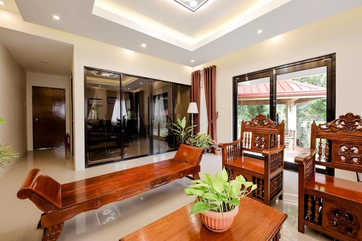 4 Rooms House With Grilling Station In San Pablo - San Pablo City