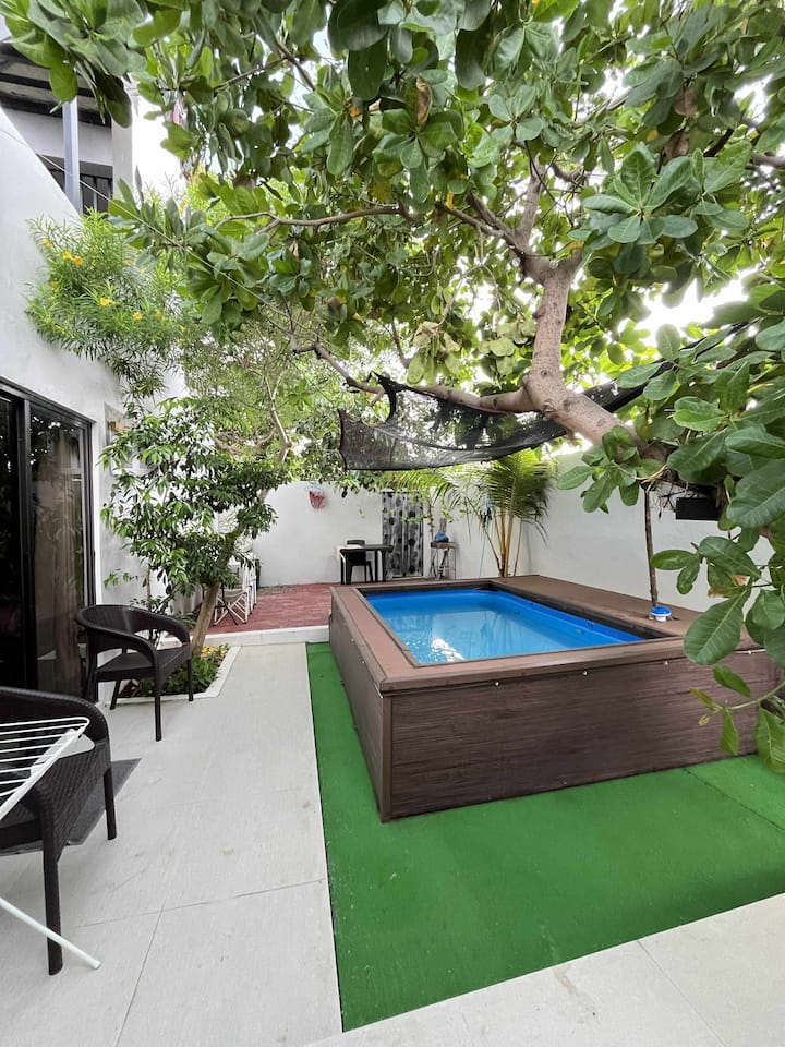 Moja's Haven One Bedroom Unit W/ Dipping Pool - 