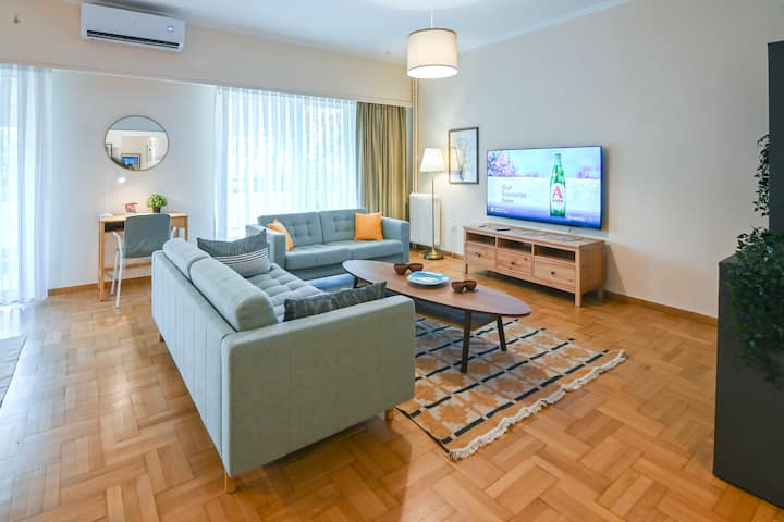 Elegant Apartment In The Heart Of Athens - Atenas