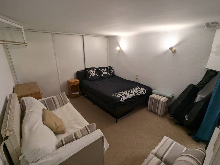 Family House In Quiet Area - Montpellier