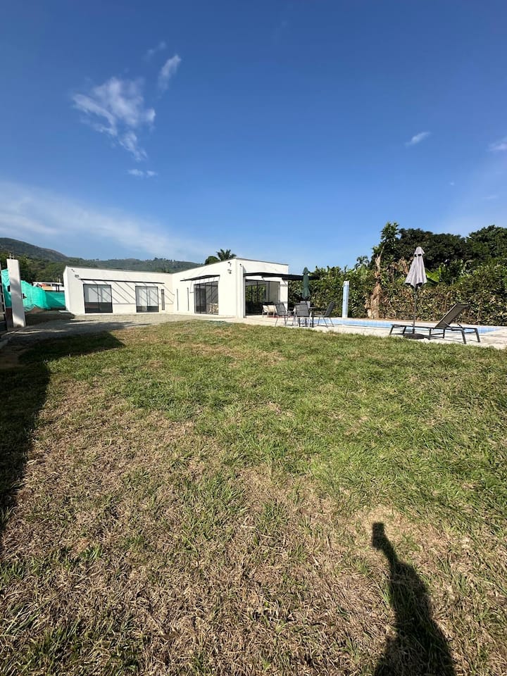 Descansa Y Disfruta Con Tu Familia En Santagueda - Chinchiná