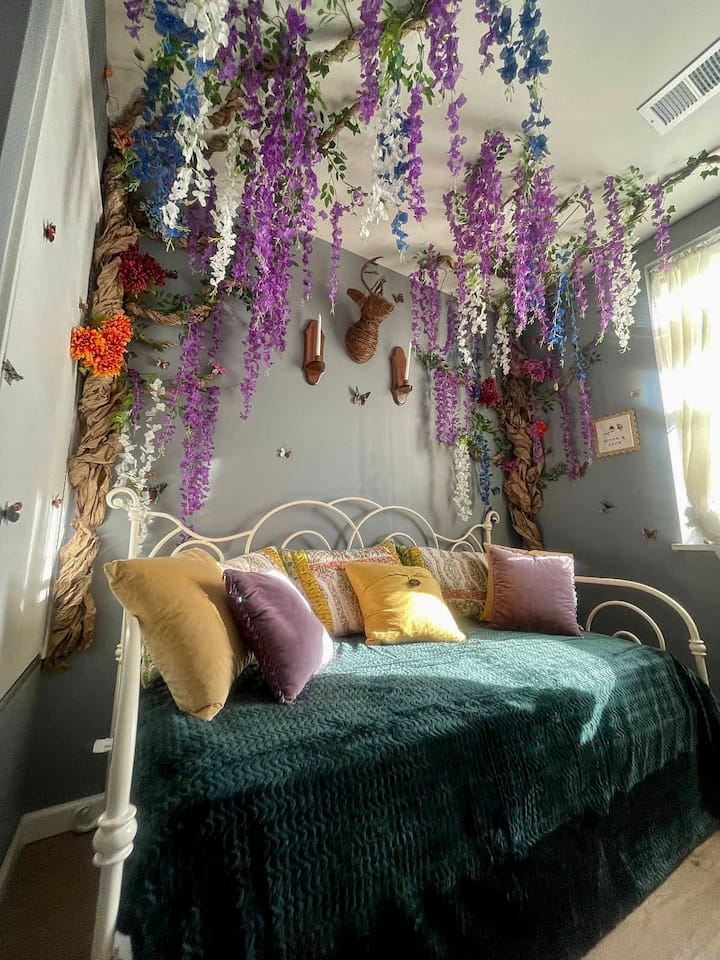Goddess Garden Hideaway W/ Cinema Room In Fishtown - Morton - Philadelphia