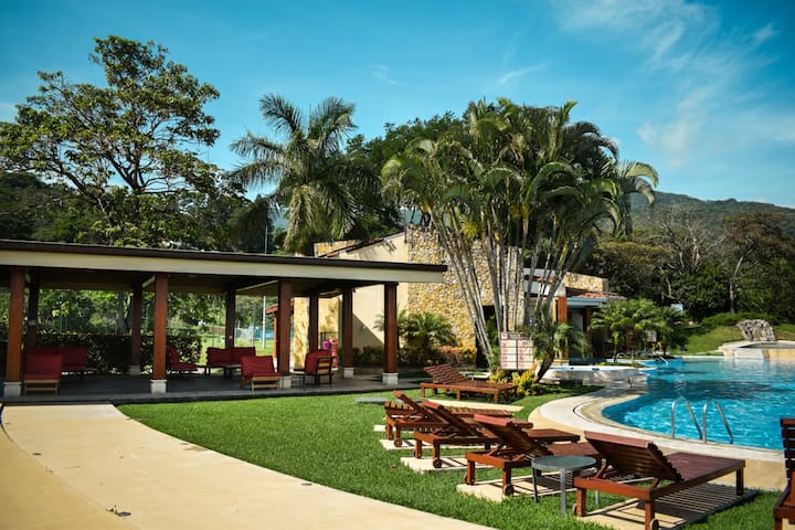 Apartment Avalon Country Club,santa Ana,costa Rica - Santa Ana