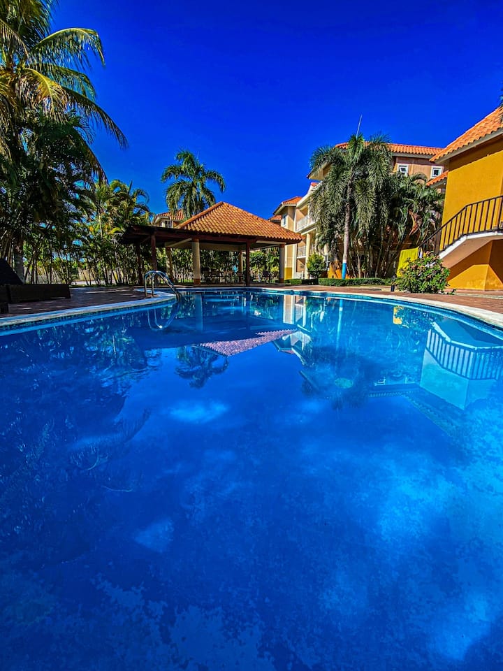 Backyard & Balcony, Electricity Included & Pool. - Punta Cana