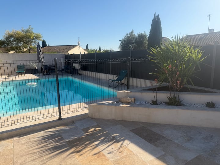 Villa Piscine+terrain De Boule - Marguerittes