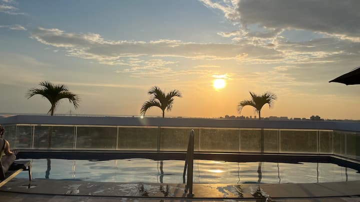 Flat Alto Padrão · Vista Panorâmica Da Cidade - Manaus