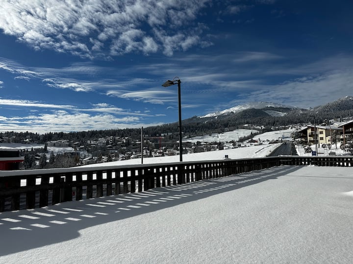 Am Skilift Zentral Mit Ausblick - Laax