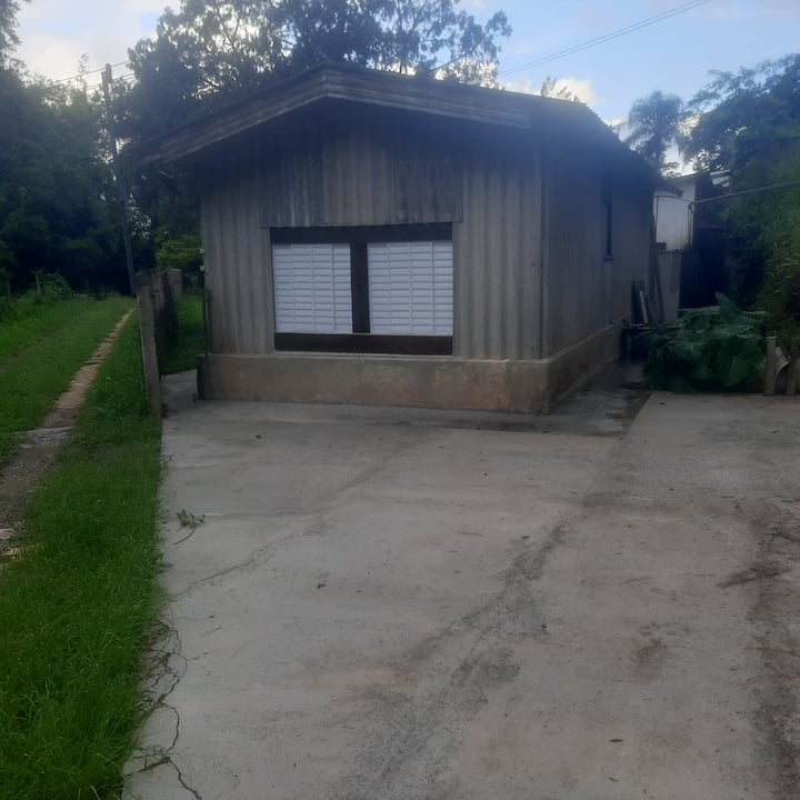 Bangalô De Telhas - Embu