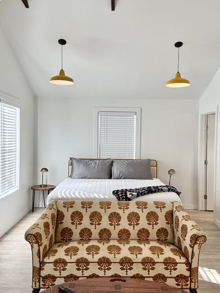 John B Apt Near Pearl And Dt - San Antonio, TX