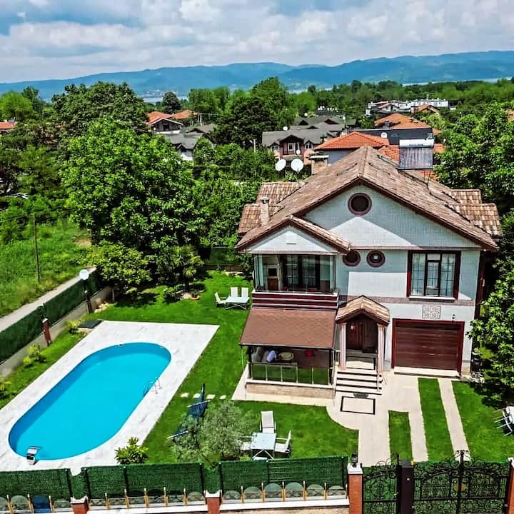 Sapanca 4 + 2 Ultra Lüks Villa - Sapanca