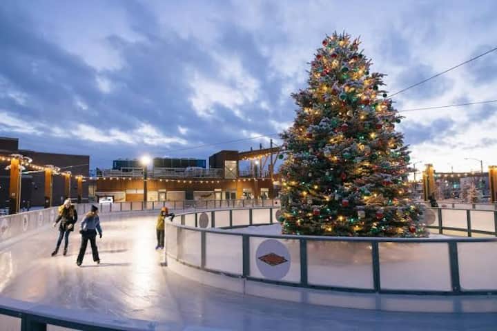 Home For The Holidays – 5 Mins From Downtown - Casper, WY