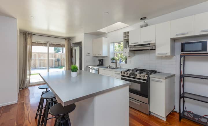 Cozy Home Near Downtown With A Yard - North Park - San Diego