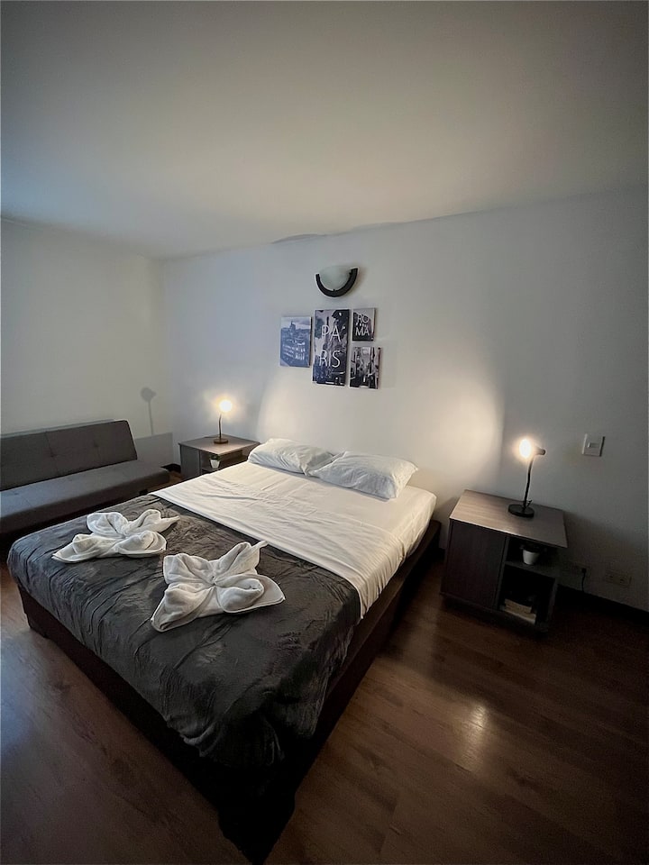 Apartamento En El Poblado - Medellín