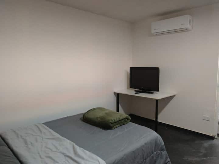 #5 Cómoda Habitación Independiente - Hermosillo