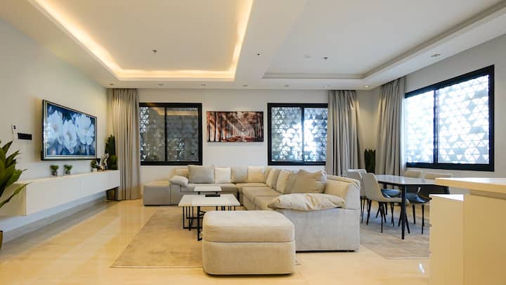 4 Rooms Luxurious Residential In Al-malqa District - Saudi Arabia