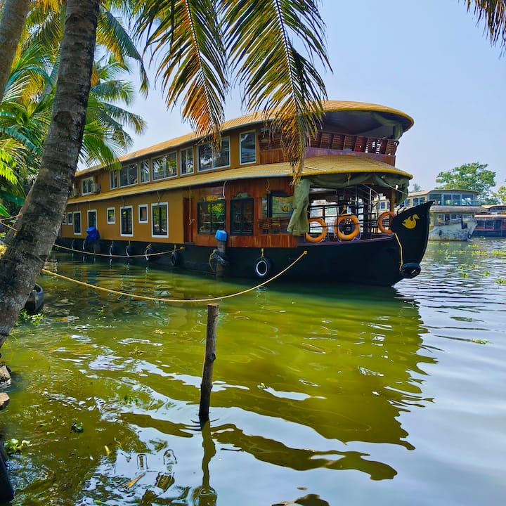 Alleppey House Boats - Alappuzha