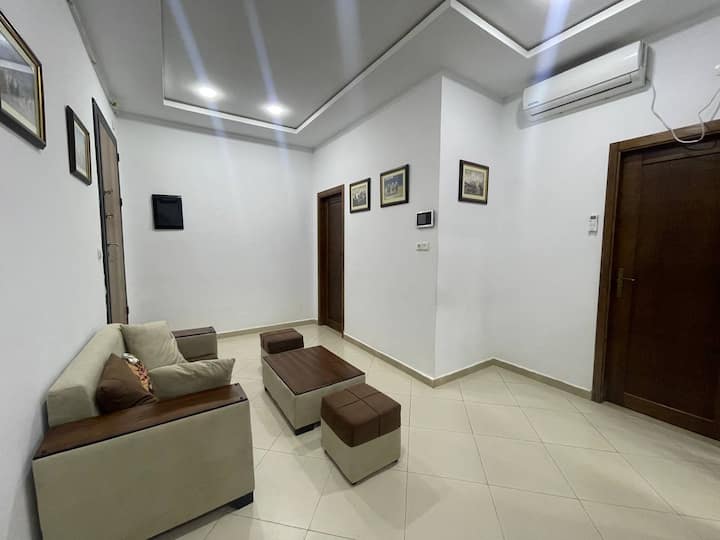 Charmant F3,à 2 Minute De Akid Lotfi - Oran