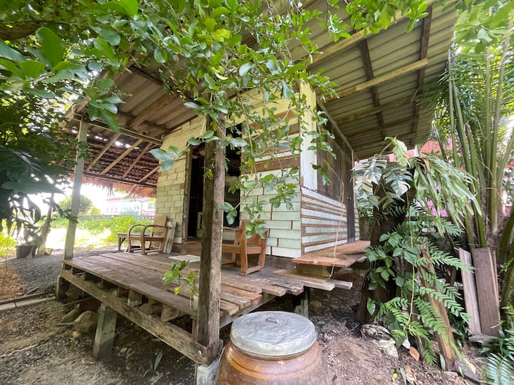 Use Simple Life In Wooden House - Songkhla