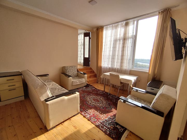Bayil Boulevard Apartment, Flat 3 - Baku
