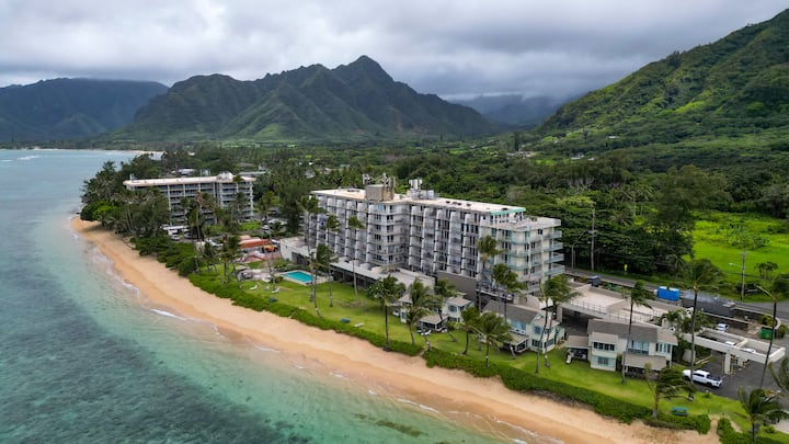 Stunning Ocean View* Walk To Beach In One Minute* - Punalu'u Beach Park