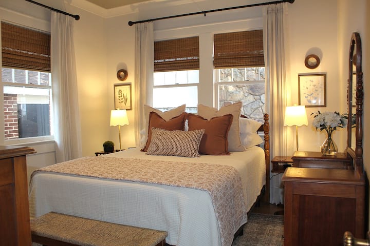 Out The Door And Into Downtown | Historic Duplex - Huntsville, AL