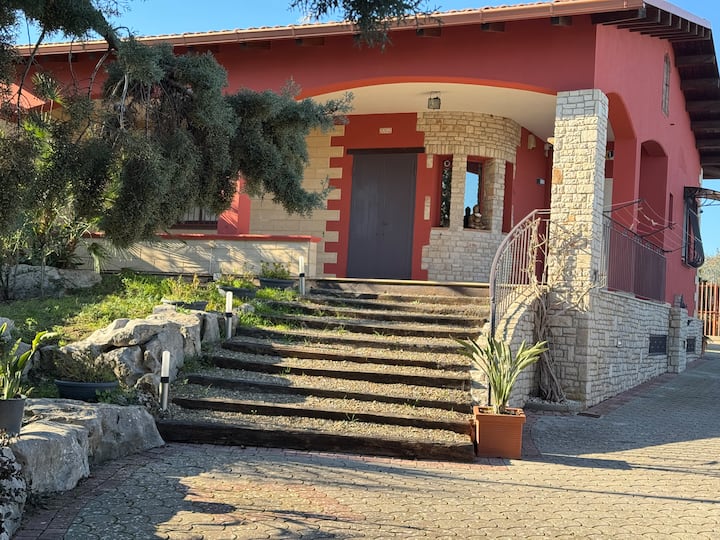 Villa Fenix Guest House - Corato