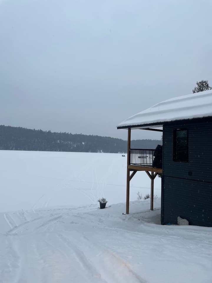 Waterfront Basement Apartment - Mattawa