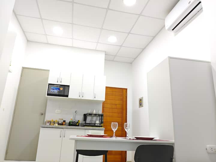 Aire Acondicionado, Wifi, Entrada Independiente - Piura