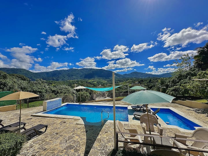 Villa Jarabacoa | Pisc., Jacuzzi, Bbq, Billard - Jarabacoa