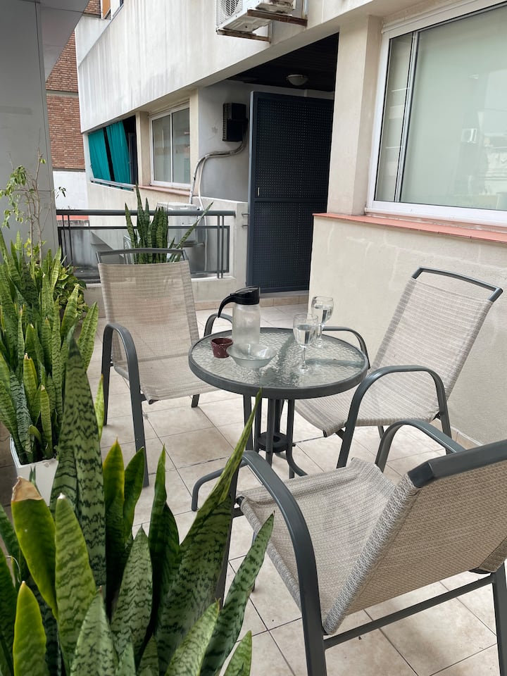 Terraza Vip + Doble Tv A Metros Del Buen Pastor - Córdoba