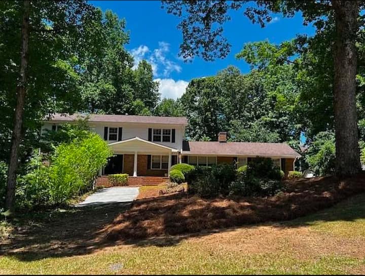 The Kennesaw House (Room E) - Kennesaw, GA