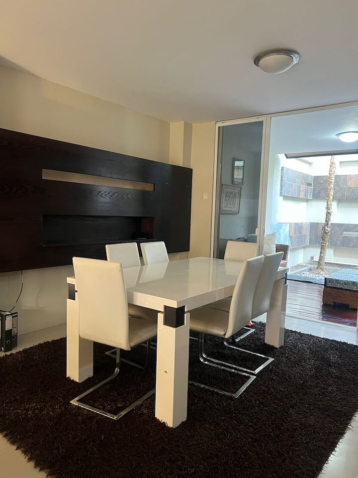 Casa En Conjunto Privado. - 