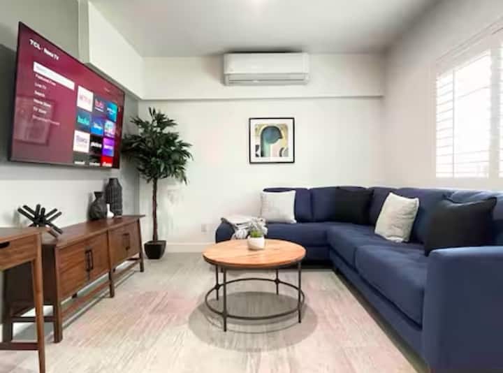 Pristine 2 Br Sfbd 5mi To Disney 2mi Hospitals W/d - Orange County, CA