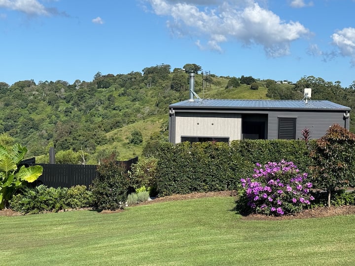 #1 Misty Pine Luxury Villa 5 Mins From Town W/ Spa - Maleny