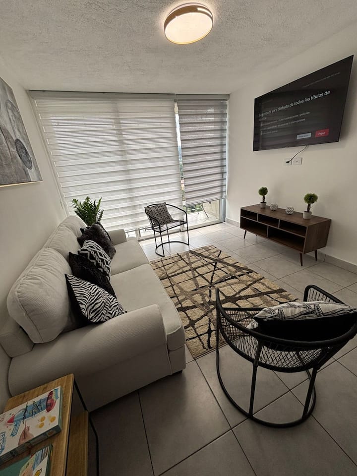 Vista Monumental - Con Piscina - San Salvador (El Salvador)