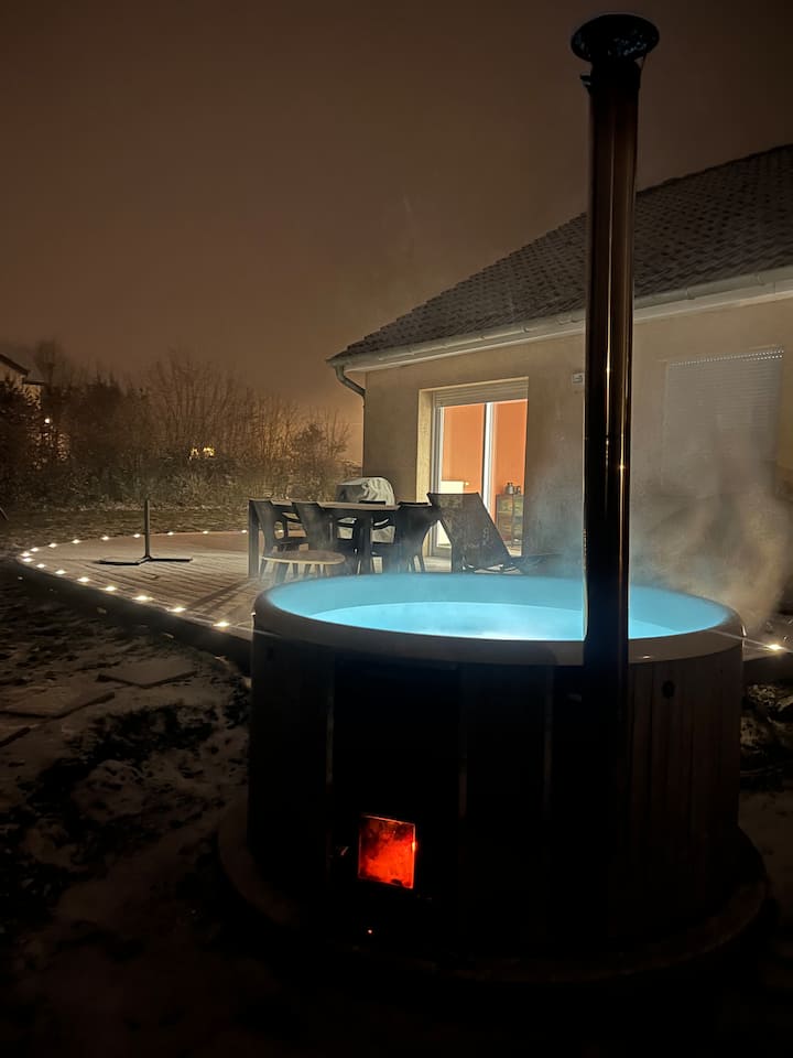 Maison Avec Jacuzzi Extérieur - Ardennes