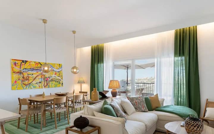 3 Bed Apt 20 Min 2 Puerto Banus - Benahavís