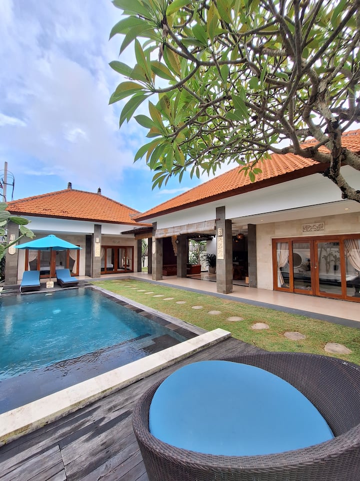 Near Berawa Beach & Center Food Market - Canggu