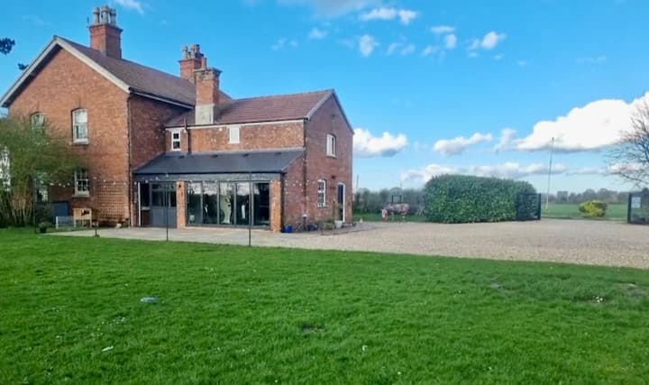 Farmhouse Retreat - Woodhall Spa