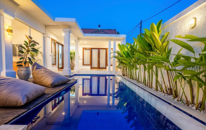 Villa Ullah: Private 2-br Villa With Pool - Seminyak
