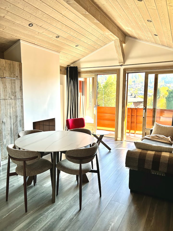 Séjour Lumineux Avec Vue Cimes - Megève
