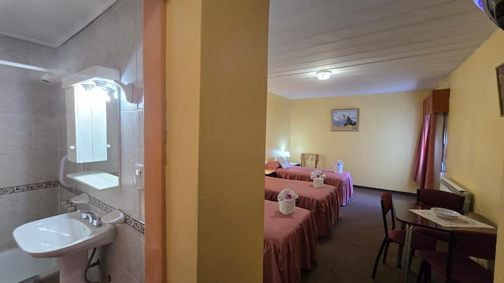 Triple, Céntrico, Desayuno Incluido - El Calafate