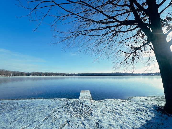 Brand New! Retreat On The Water: Amazing Sunrises! - Sturgis, MI